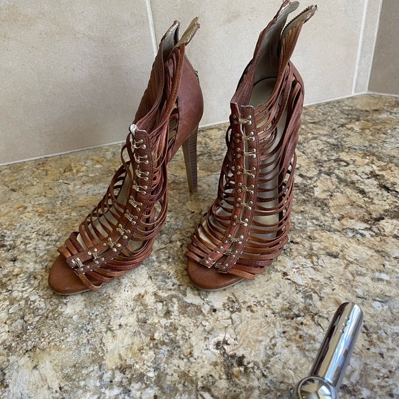 Jessica Simpson | Shoes | Jessica Simpson Stripped Light Brown Heels ...